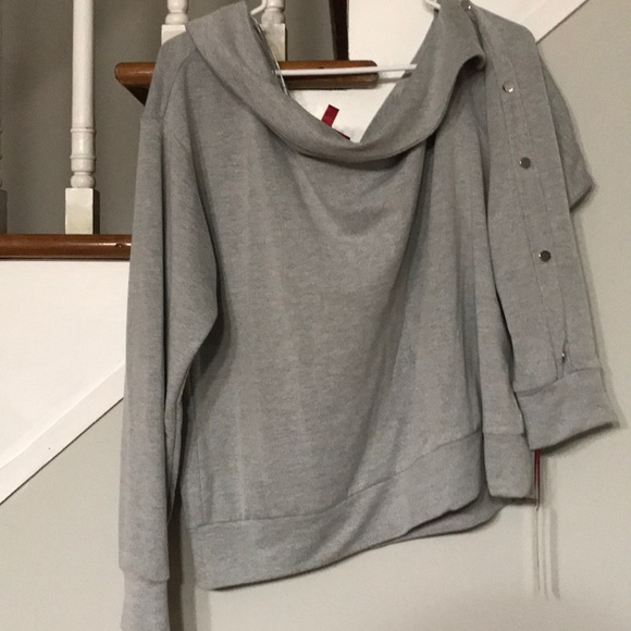 Jennifer Lopez | Sweaters | Nwt Jennifer Lopez One Shoulder Snap ...